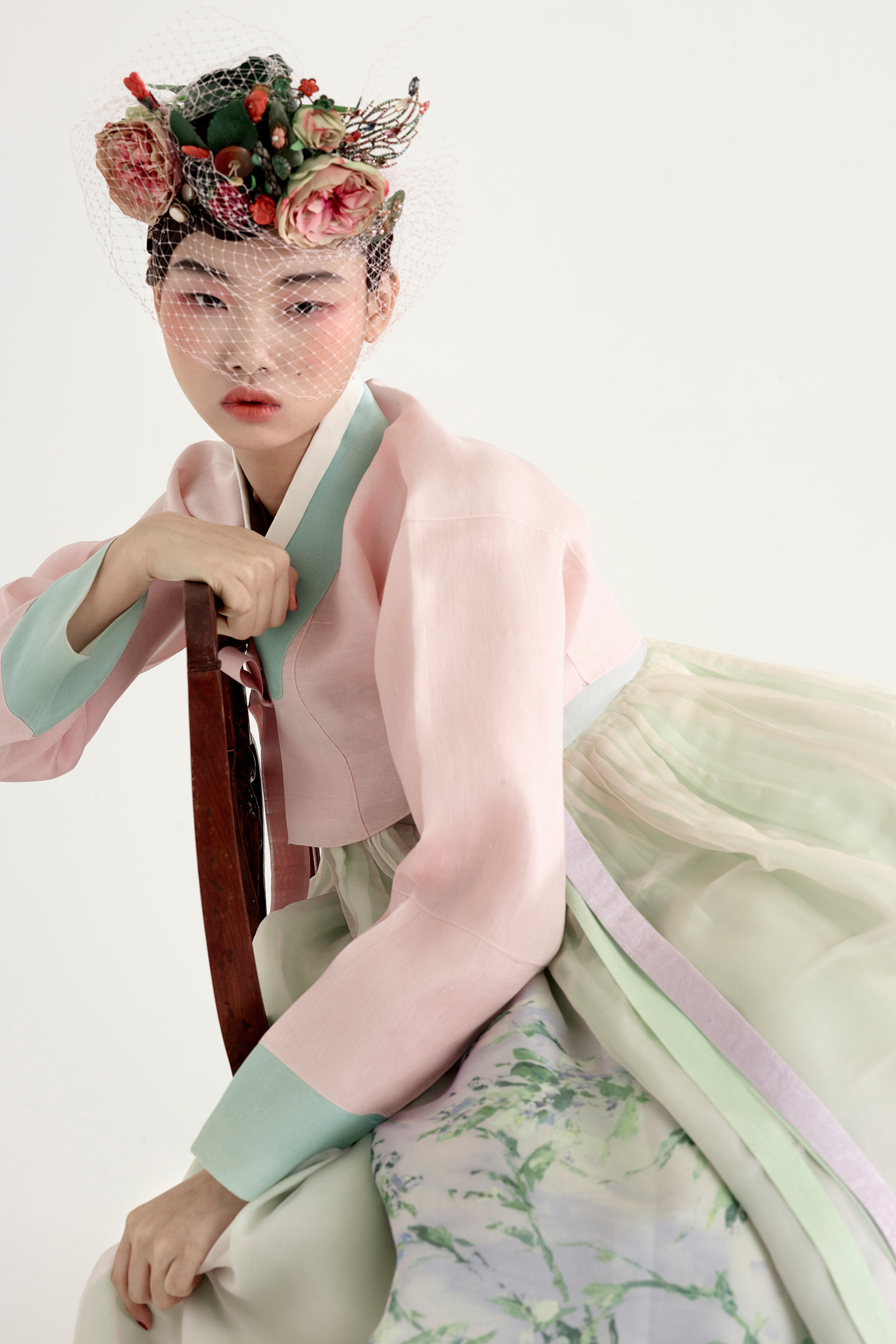 Hanbok Class Distinctions: Royal Vs. Commoner Attire In Korean History ...